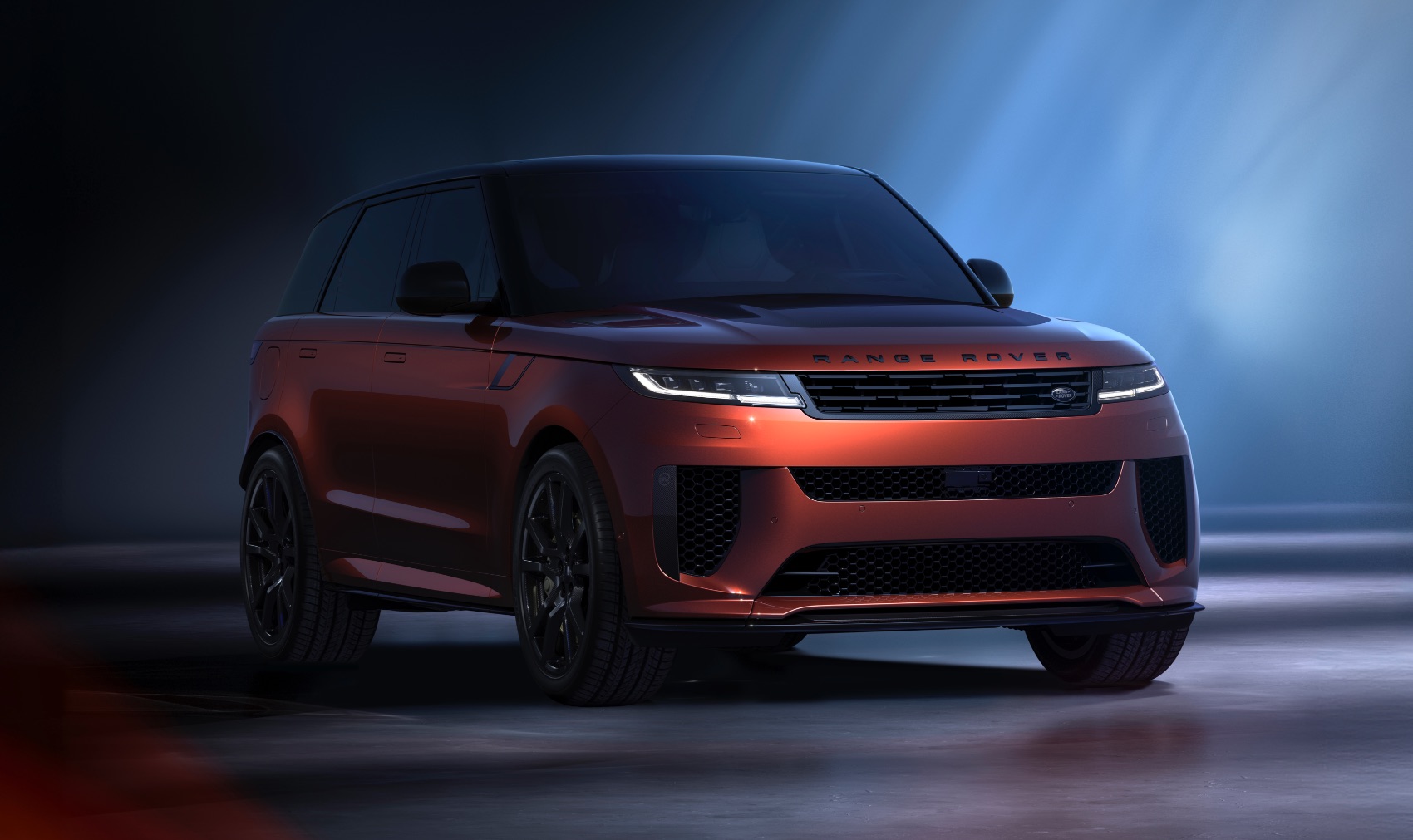 Range Rover Sport SV Carbon Luxury Performance SUV